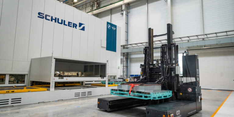 BMW Swindon plant - Manufacturing News